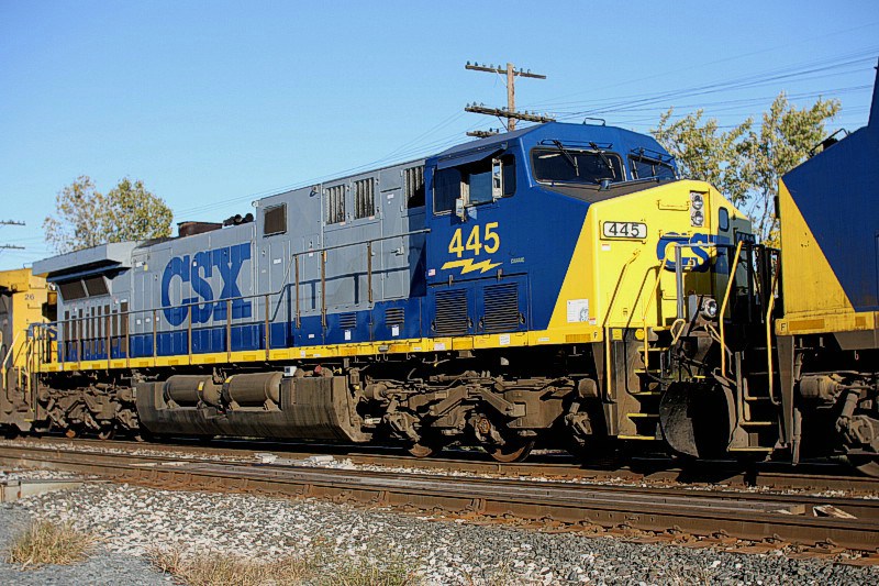CSX 445